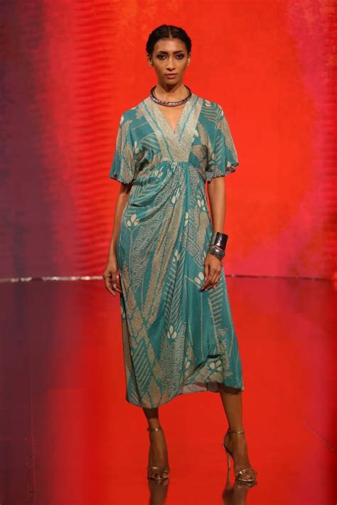 Ritu Kumar At Fdci X Lakmé Fashion Week 2021 Label Ritu Kumar Dresses