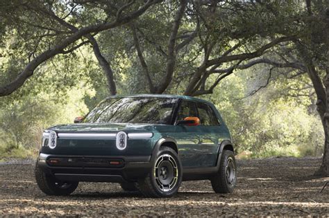 Surprise Wild Triple Motor Rivian R3x Tops R2 And R3 Electric Suv