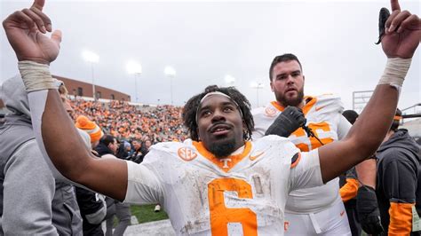 Sec Rushing Leader Dylan Sampson Of Tennessee Declares For Nfl Draft