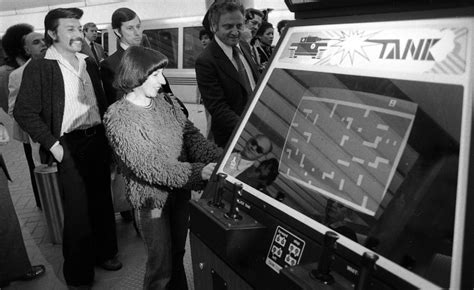Atari Theatre Kiosk 1976 2 Warps To Neptune