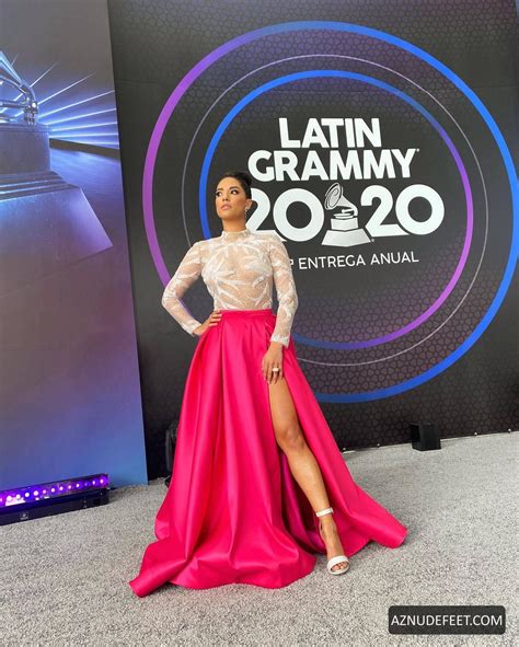 Heisel Mora Feet Aznudefeet