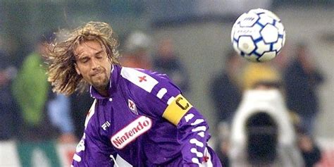 Batistutas Fiorentina Signed Training Shirt 2022 23 Charitystars