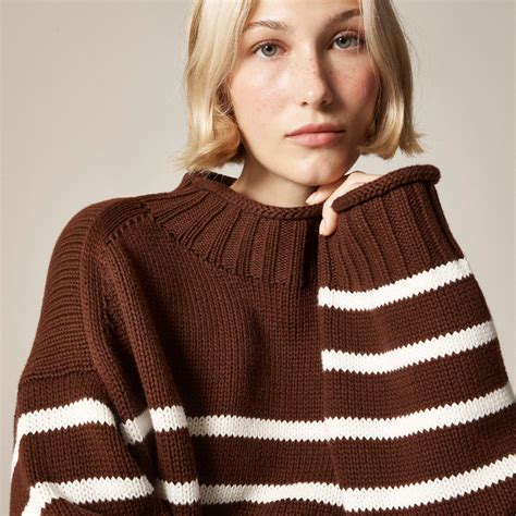 The 10 Best Plus Size Sweaters According To Size Inclusive Fashion