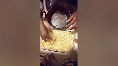 Making Bachamel Spaghetti Youtube
