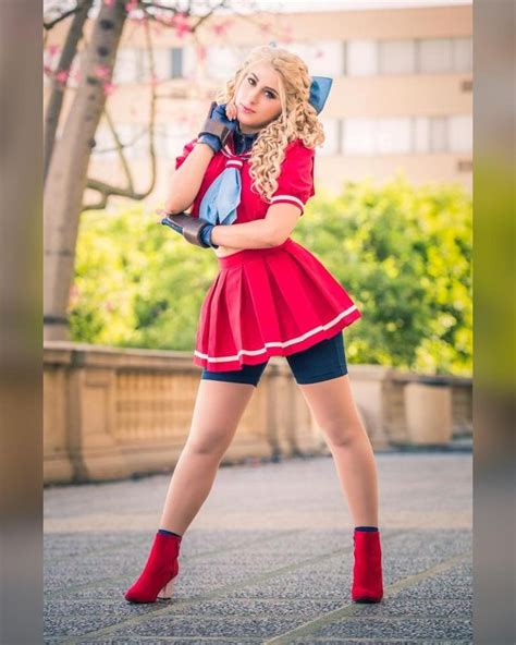 Karin Cosplay Street Fighter
