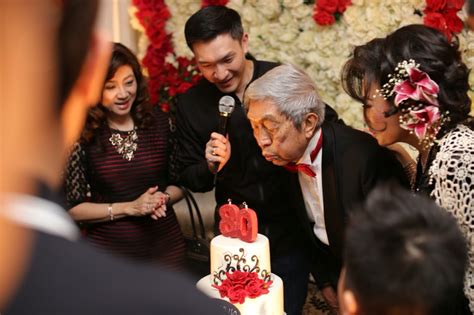 Prof Dr Erwin Sarwono Kansha Photography Bridestory