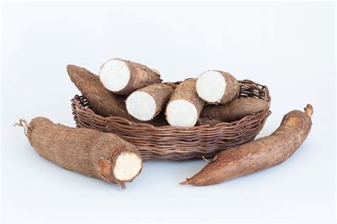 Premium Photo Fresh Cassava Root Isolated