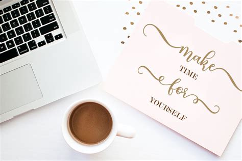 Mitoha Script By Bexxtype Thehungryjpeg