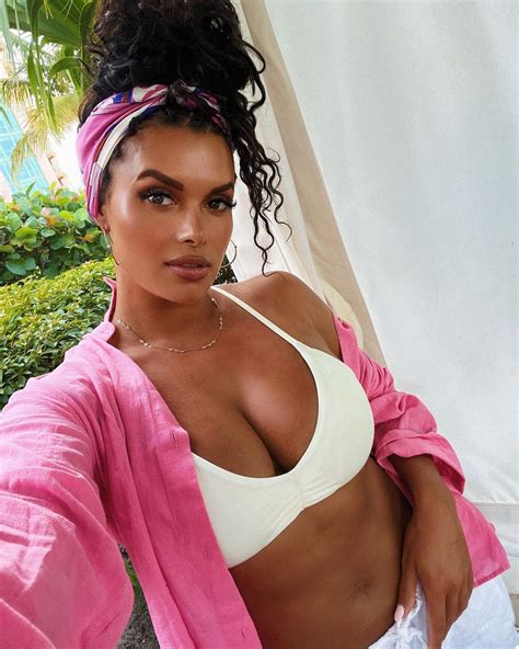 Joy Taylor Leaves Fans Declaring Her Social Media Is Getting Out Of Hand After Fox Sports Host