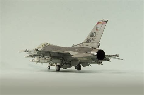 F 16c Block 50 52 — Каропка ру — стендовые модели военная миниатюра