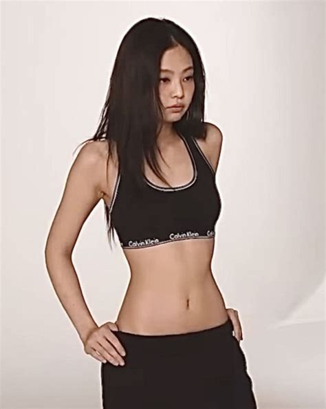 Pin By Su Ann On Jennie Kim Blackpink Jennie Calvin Klein Black