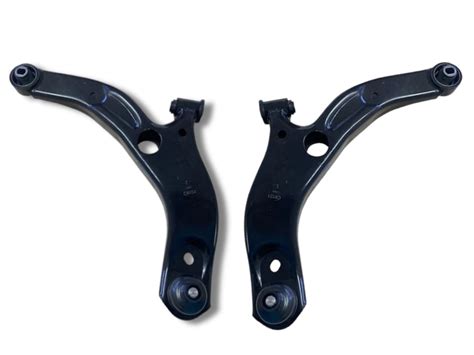 Front Lower Control Arms For Mazda 323 Protege Pair 2001 2004
