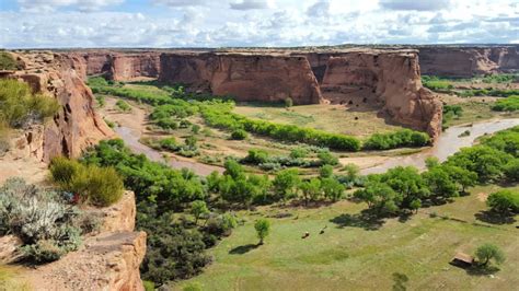 Canyon De Chelly National Monument Arizona Park Ranger John