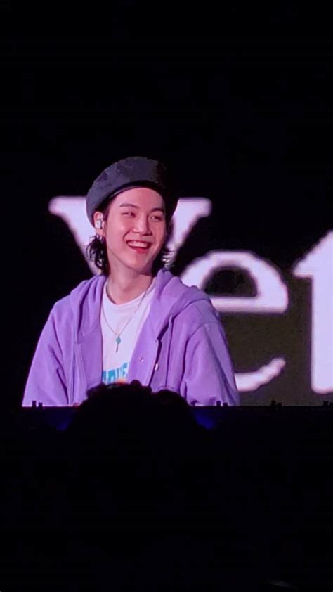 Bts 커뮤니티 포스트 내가 어제 찍은 ㄹㅈㄷ 사진들 저장하고 싶으신 사진은 저장하세요 😇😇😇