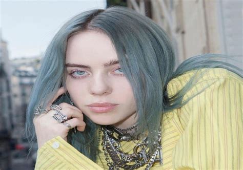 Hebrew News בילי אייליש מותקפת על ידי לוחמי צדק חברתי וזו הסיבה