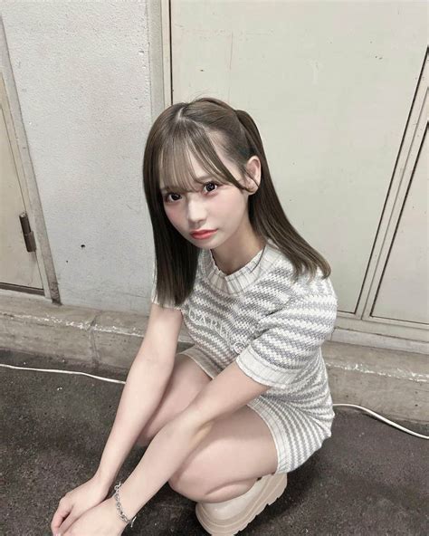 和田海佑さんのインスタグラム写真 和田海佑instagram「なーに？🐩🫧 Nmb48 アイドル Ootd アイドルヘア 좋아요 셀카 팔로우 데일리룩 메이크업」5