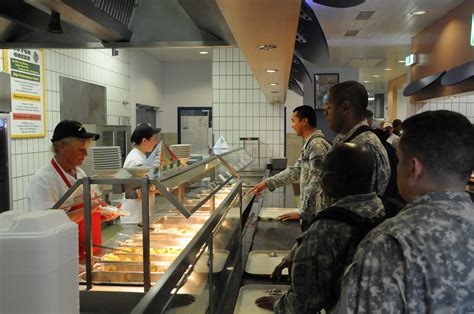 Dfac Manager Ambushes Soldiers With Healthy Food Article The United