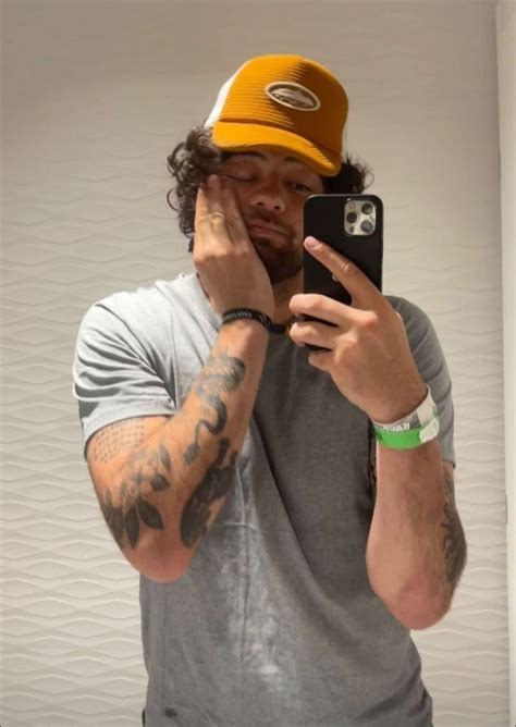 Pin By Daniela Tomaščíková On Calin In 2025 Rappers Rapper Rap