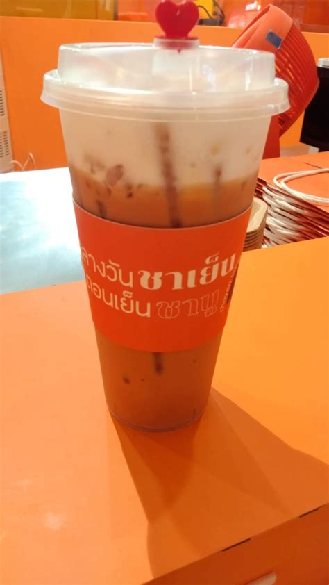 รีวิว ฉันจะกินชาเย็นทุกวัน Charn Charn At The Avenue