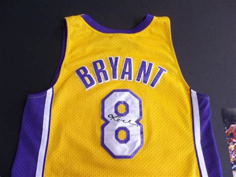 Kobe Bryant Signed Youth Lakers Jersey 8 Autographed 1850421075
