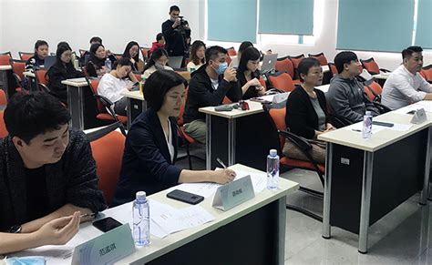 跨媒体设计思维与方法”课程结题展示会举办