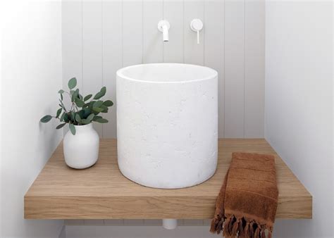 Boston Oak Woodmatt For Bathroom Sinks By Polytec