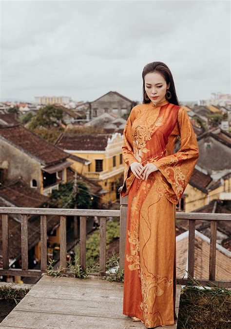 Duyên Dáng Với Những Mẫu áo Dài Màu Cam đẹp