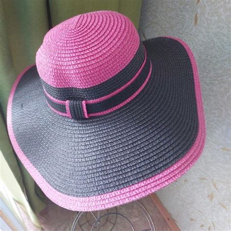 Капелюх з широким полем продам — ціна 120 грн у каталозі Капелюхи Купити аксесуари за доступною