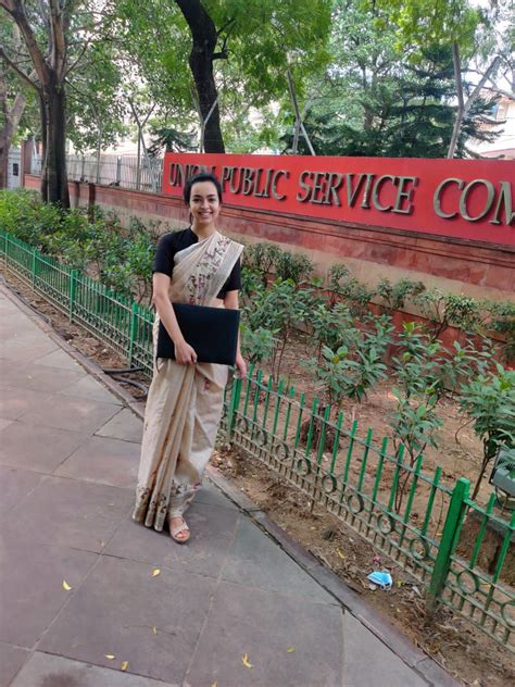 Upsc आईएएस इंटरव्यू में साड़ी के पल्लू पर पूछा सवाल ये जवाब देकर अपाला बनीं टॉपर सोचिए आप इन