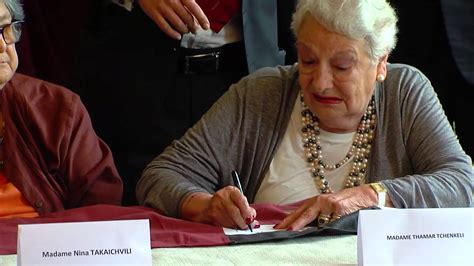 ხელის მოწერა ლევილი Youtube