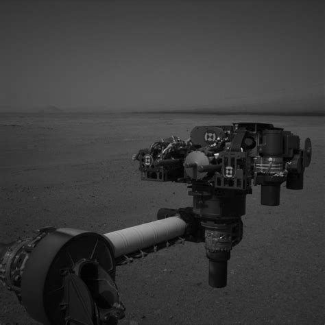 Mars Rover Curiosity Stretches Robotic Arm Space