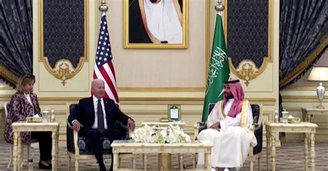 사우디 당당히 미국 뒤통수 감산이 세계 경제 미치는 영향