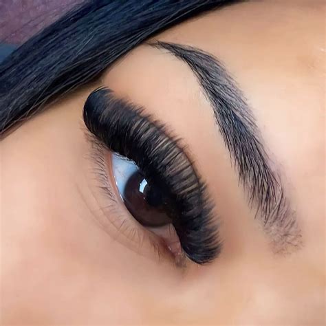 Pin By Эксанова Ханна On Наращивание ресниц Lashes Eyelash Extensions Eyelashes
