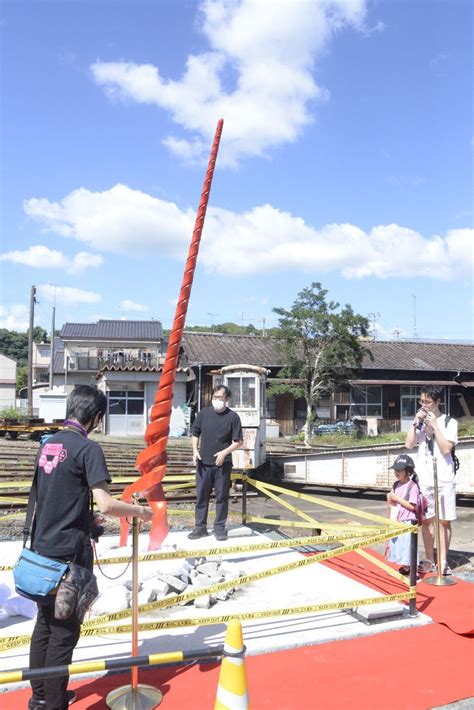 シンエヴァ劇場版登場ロンギヌスの槍展示 天浜線天竜二俣駅あなたの静岡新聞