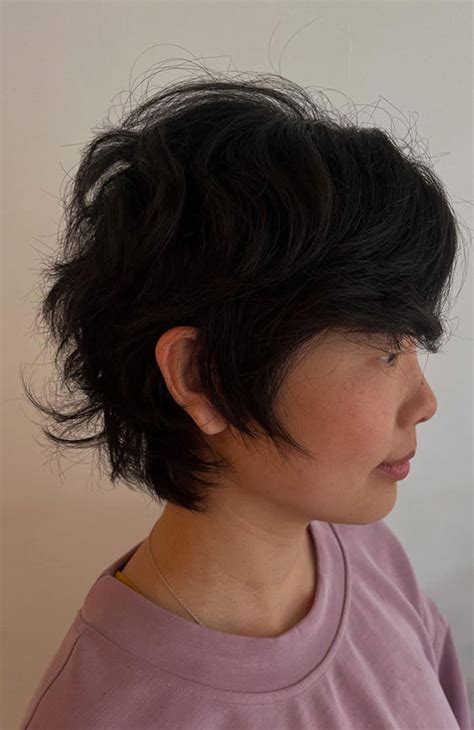 30 Textured And Wavy Short Haircuts That Pop Fluffy Layered Shag With
