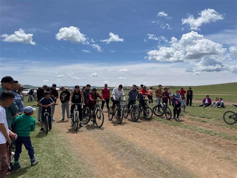 Олон Улсын Хүүхдийн эрхийг хамгаалах өдрийг тохиолдуулан сумын Засаг даргын Тамгын газар Уянга