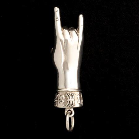 MANO CORNUTO HAND CHARM MAXINE MILLER STUDIOS