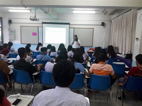 การนิเทศการสอนขอ สาขาการตลาด วิทยาลัยเทคโนโลยีหมู่บ้านครู