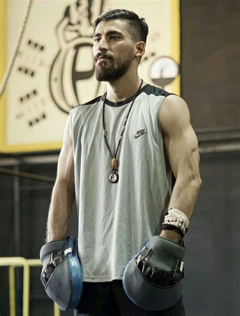 استاد سعید صفری آموزش بوکس و کیک بوکسینگ و دفاع ایران مدرس