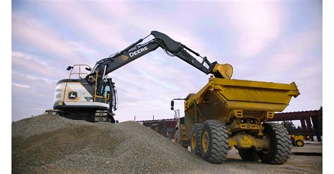 John Deere Debuts New Planting Technology And Electric Excavator During