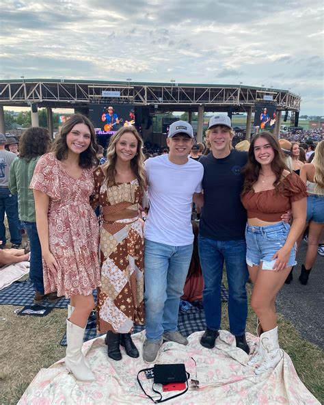 Ky Kyleigh Brown • Instagram Photos And Videos