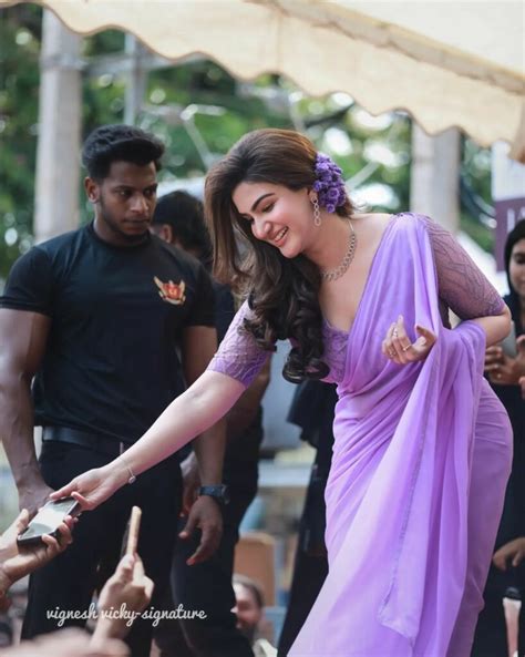 Pics Honey Rose Irresistible Aura In Saree