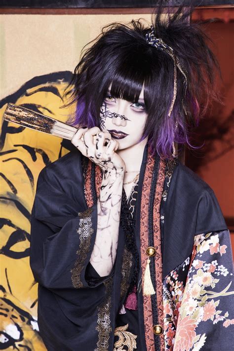 Pin By 𝖏𝖚𝖍𝖔 ☓☓ On ャ Visual Kei Visual Kei Japanese Fashion Visual