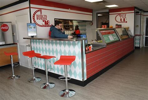 Welcome To The 50s New Burger Joint At Lsua Goes Retro