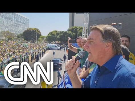 Quem Age Fora Da Constituição Deve Ser Enquadrado Ou Pedir Para Sair