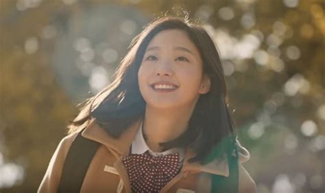 Kim Go Eun Exemplifies Koreas New Beauty Standard Gong Yoos ‘goblin
