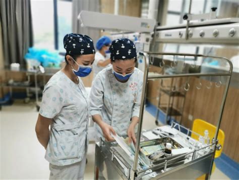 练好看家本领 分秒必争挽救生命 遵医附院新生儿科党支部举行新生儿复苏操作技能竞赛 遵义医科大学附属医院