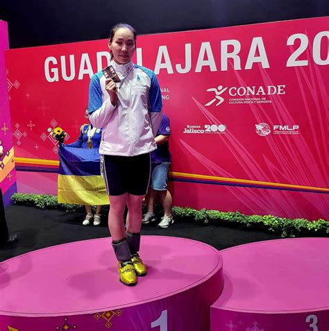 О Төгс Эрдэнэ хүндийн өргөлтийн залуучуудын ДАШТ ээс хүрэл медаль хүртлээ