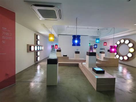 설치미술가 천대광 갤러리서 첫 개인전…‘가볍과 희미한 빛 파이낸셜뉴스