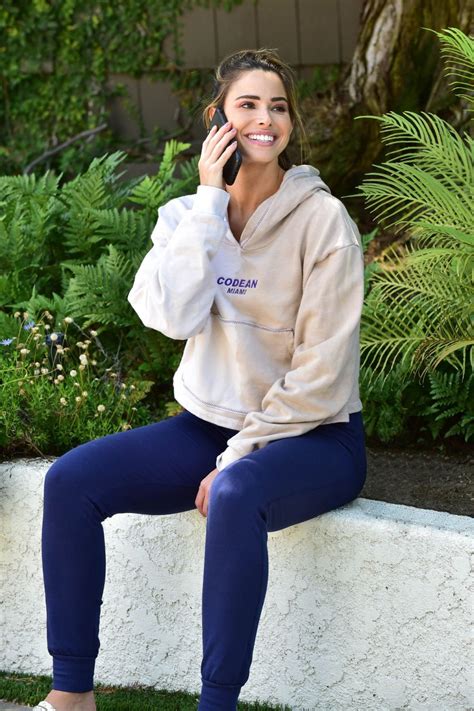 Jennifer Lahmers Is Getting Ready For A Workout Class Photos Thefappening